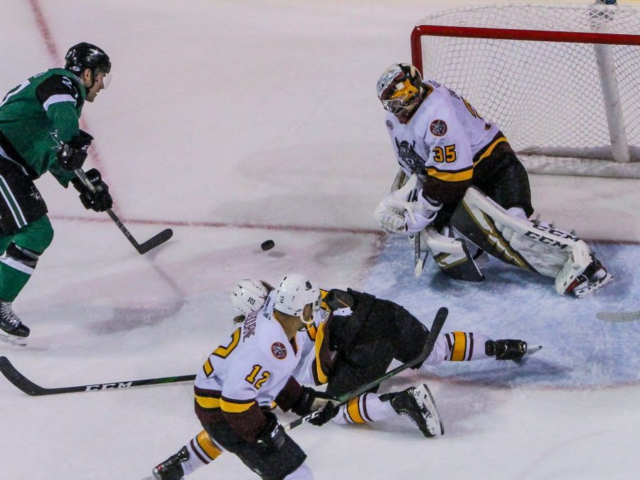 From the Wolves Den: Busy Wolves weekend and news - The Rink