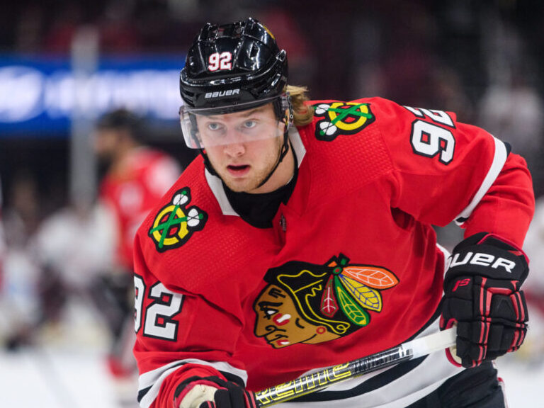 The Rink - Blackhawks re-sign Alexander Nylander to one-year deal