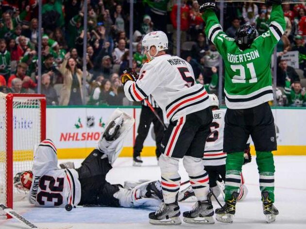 Blackhawks fight to get to overtime, lose to Stars 4–3 - The Rink