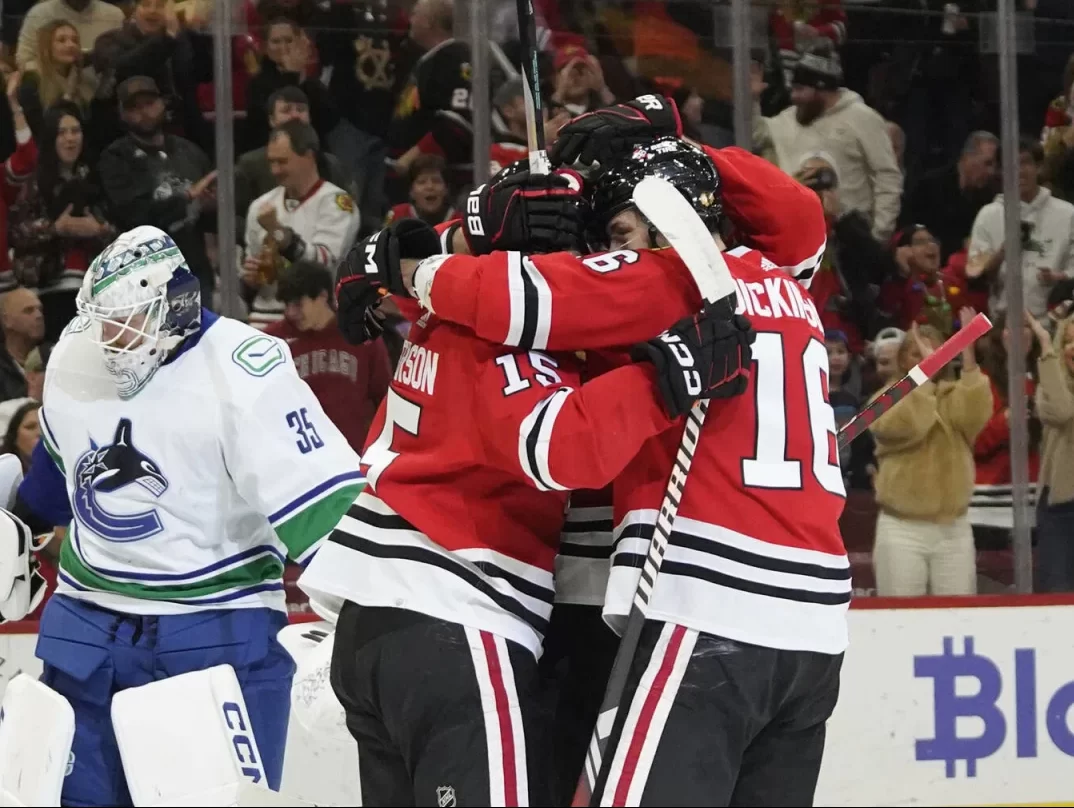 RECAP: Canucks hold on for 4–3 win over Blackhawks - The Rink
