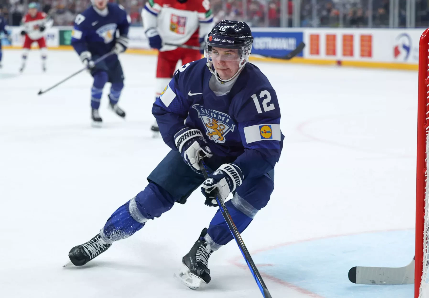 Avalanche sign Finnish winger Innala - The Rink
