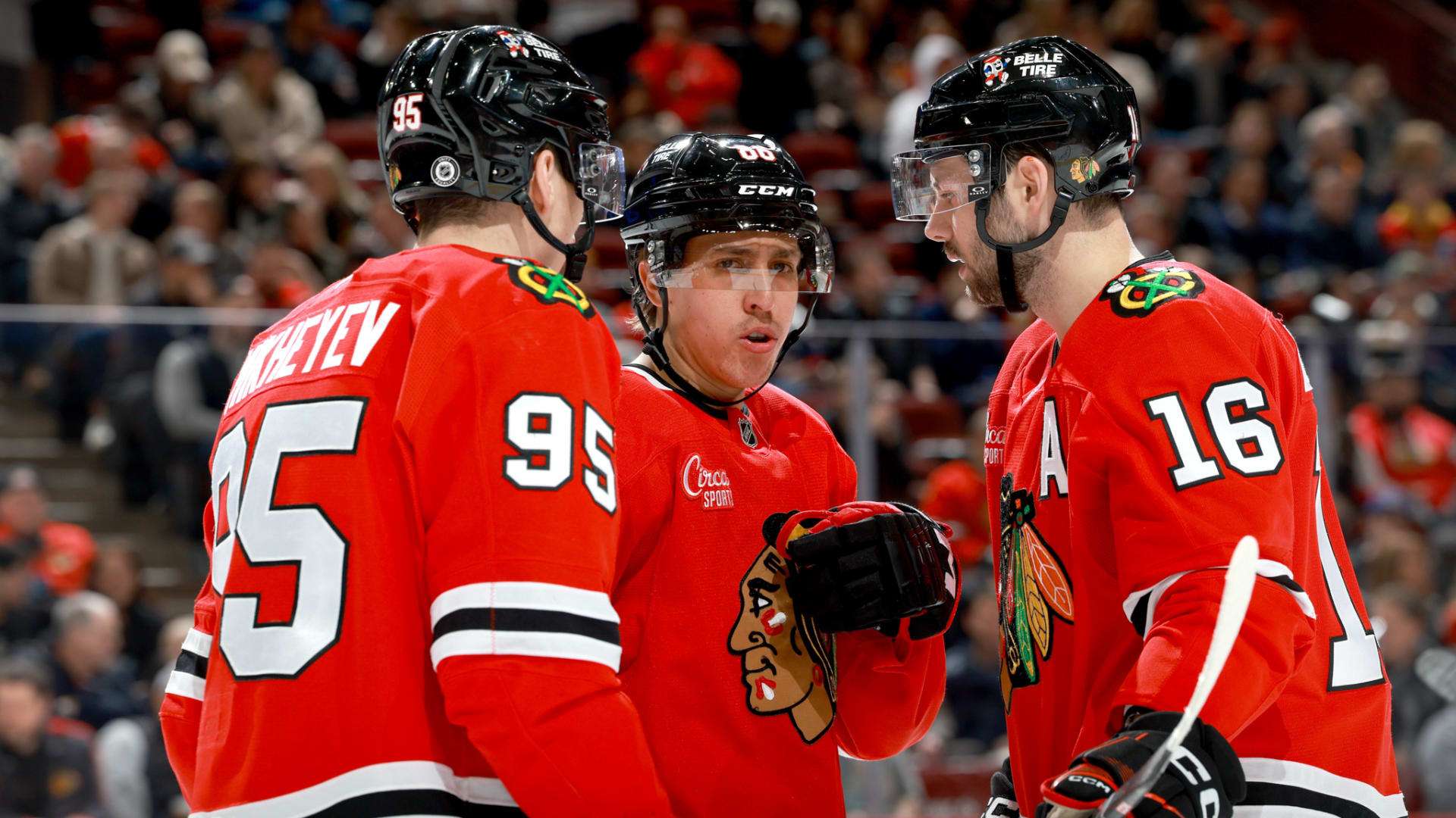 RECAP: Hawks rally with three in the third to defeat Caps - The Rink